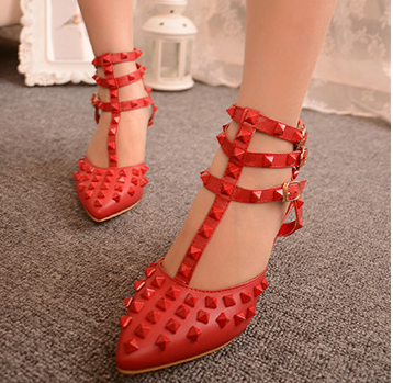 Fashionable Red Rivet High Heels on Luulla